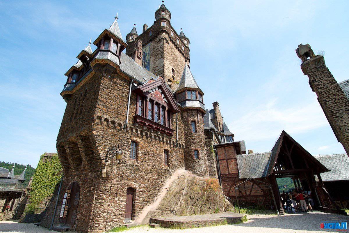 1433662159_zamki-germanii-imperskiy-zamok-reichsburg-v-koheme-31.jpg ...